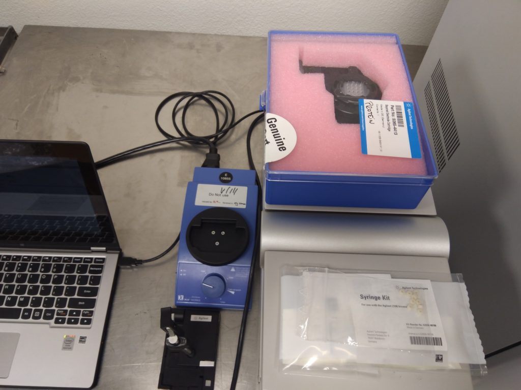 Agilent 2100 Bioanalyzer G2938B System