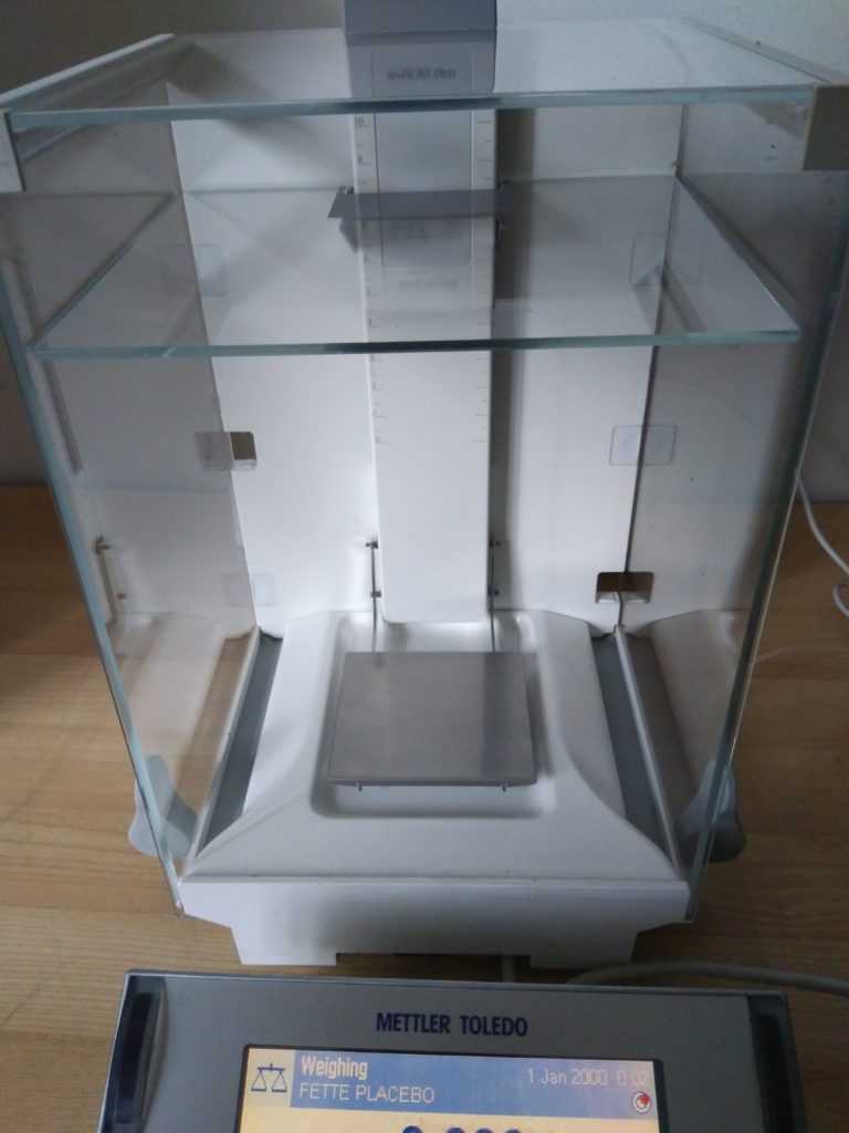 Mettler Toledo XP204 Analytical Scale Balance 220 g 0.1 mg