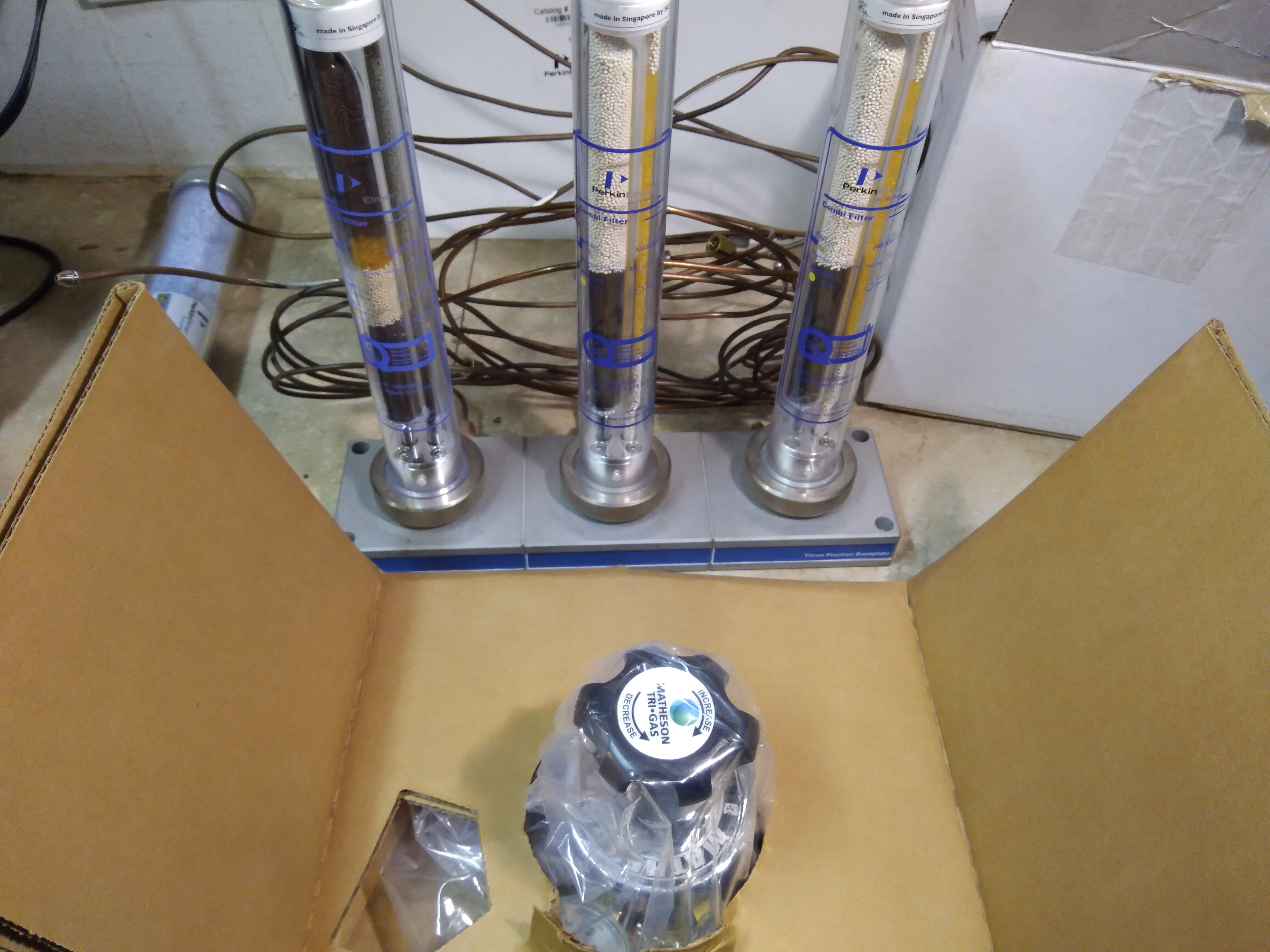 Perkin Elmer Clarus 680 GC Gas Chromatograph System - InnovTrendLab