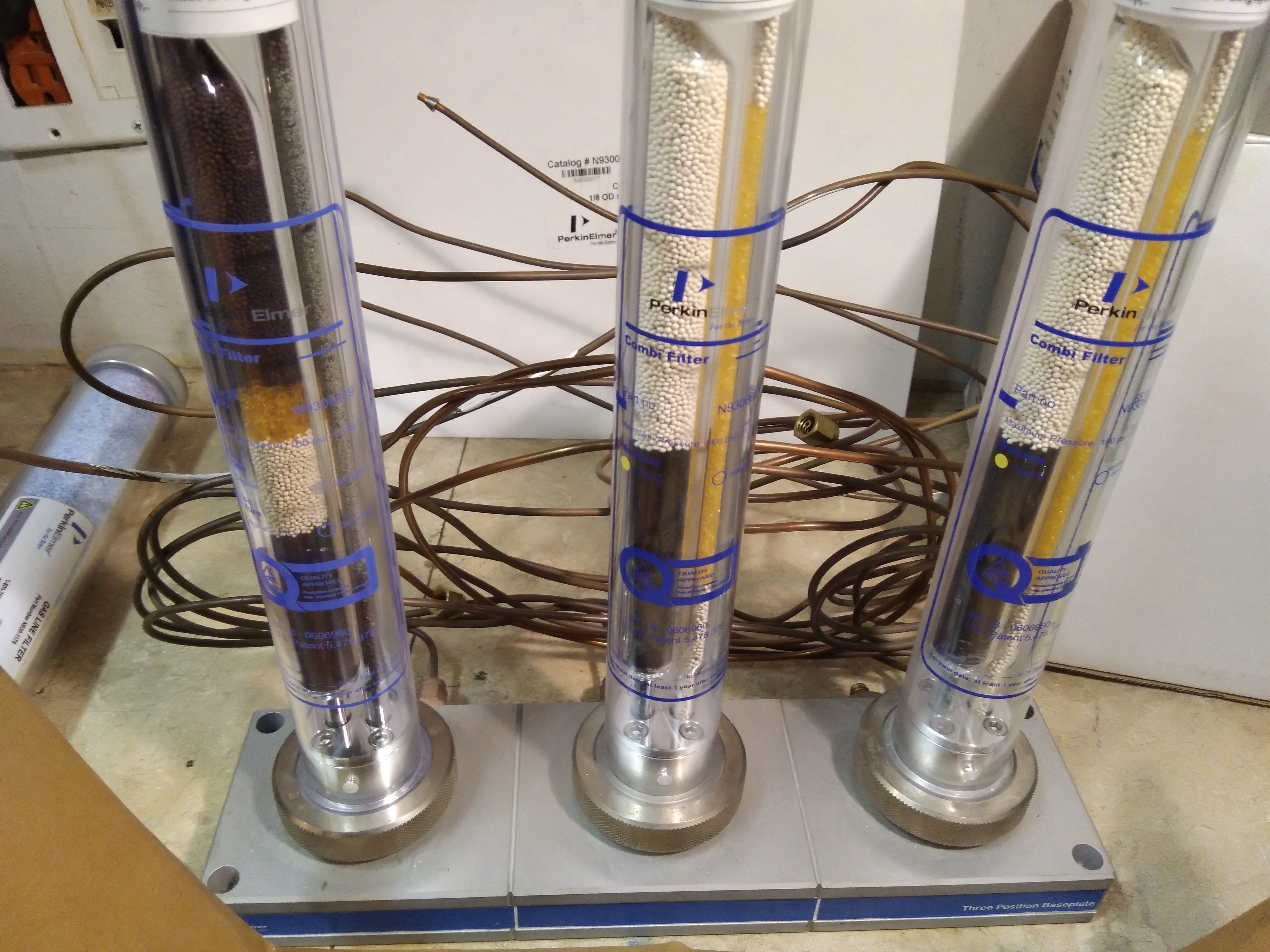 Perkin Elmer Clarus 680 GC Gas Chromatograph System - InnovTrendLab