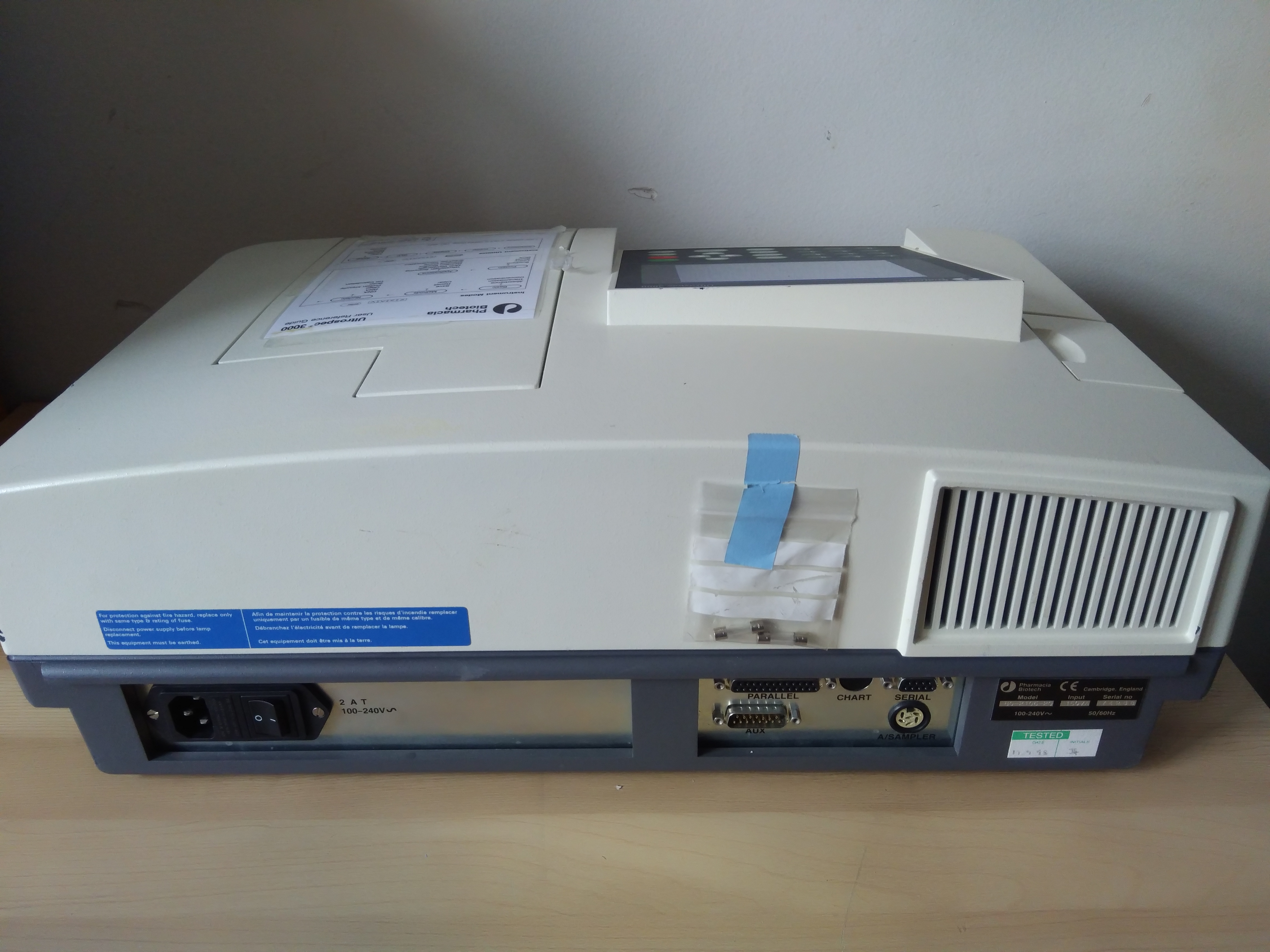 Pharmacia Ultrospec 3000 UV-Vis Scanning Spectrophotometer - InnovTrendLab