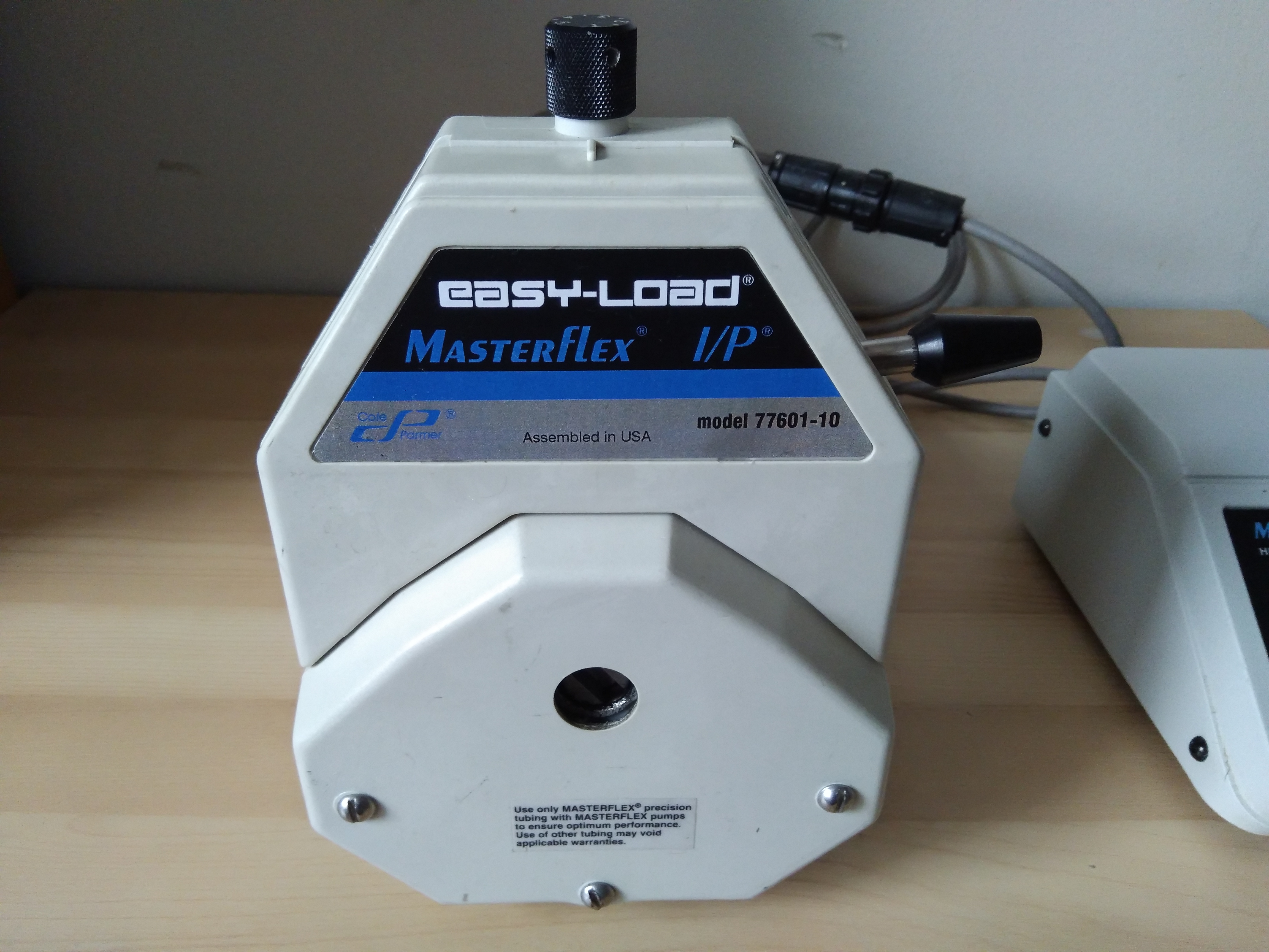 Cole-Parmer Masterflex Peristaltic Pump - InnovTrendLab