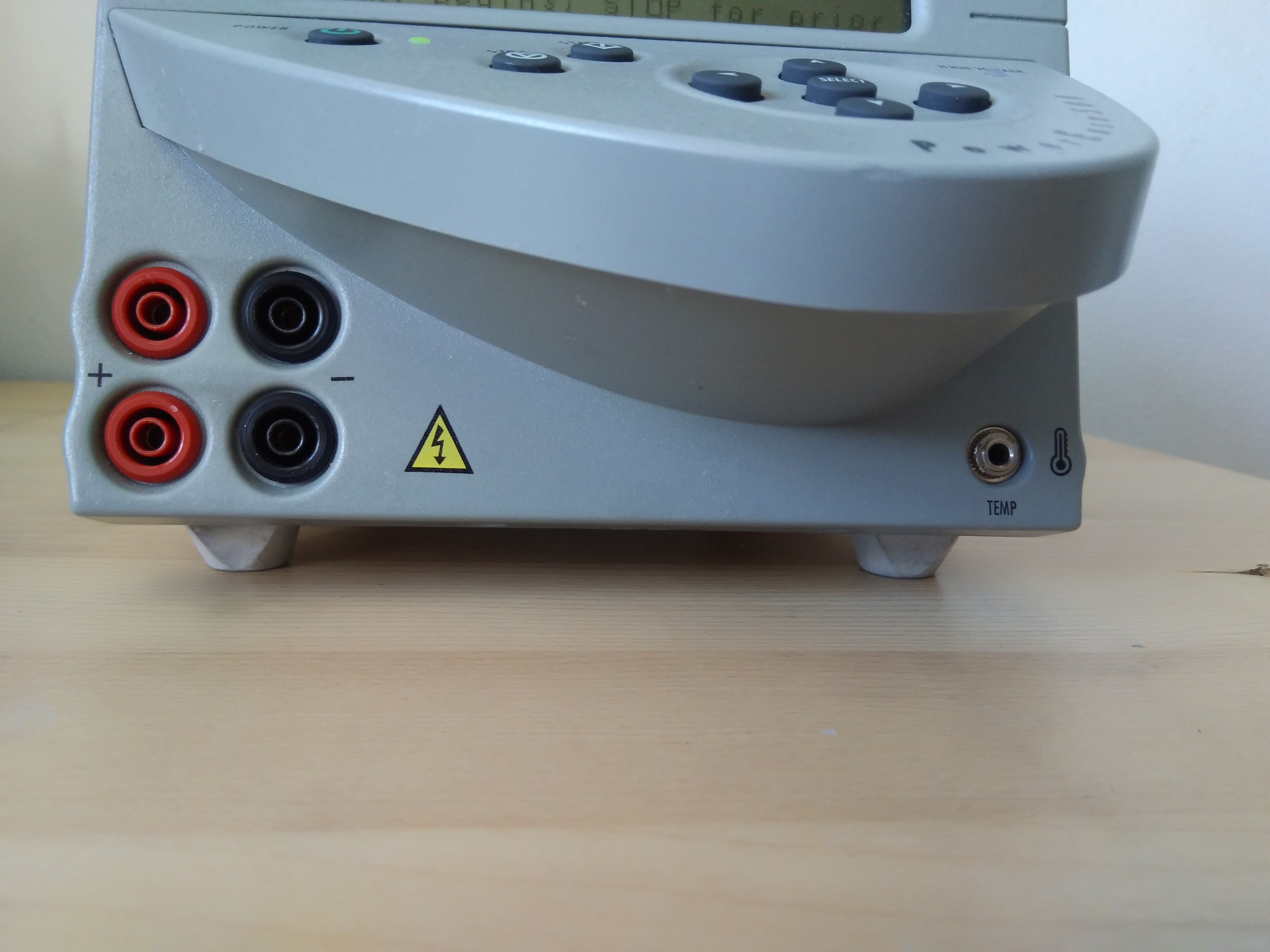 Life Technologies Power Supply - InnovTrendLab