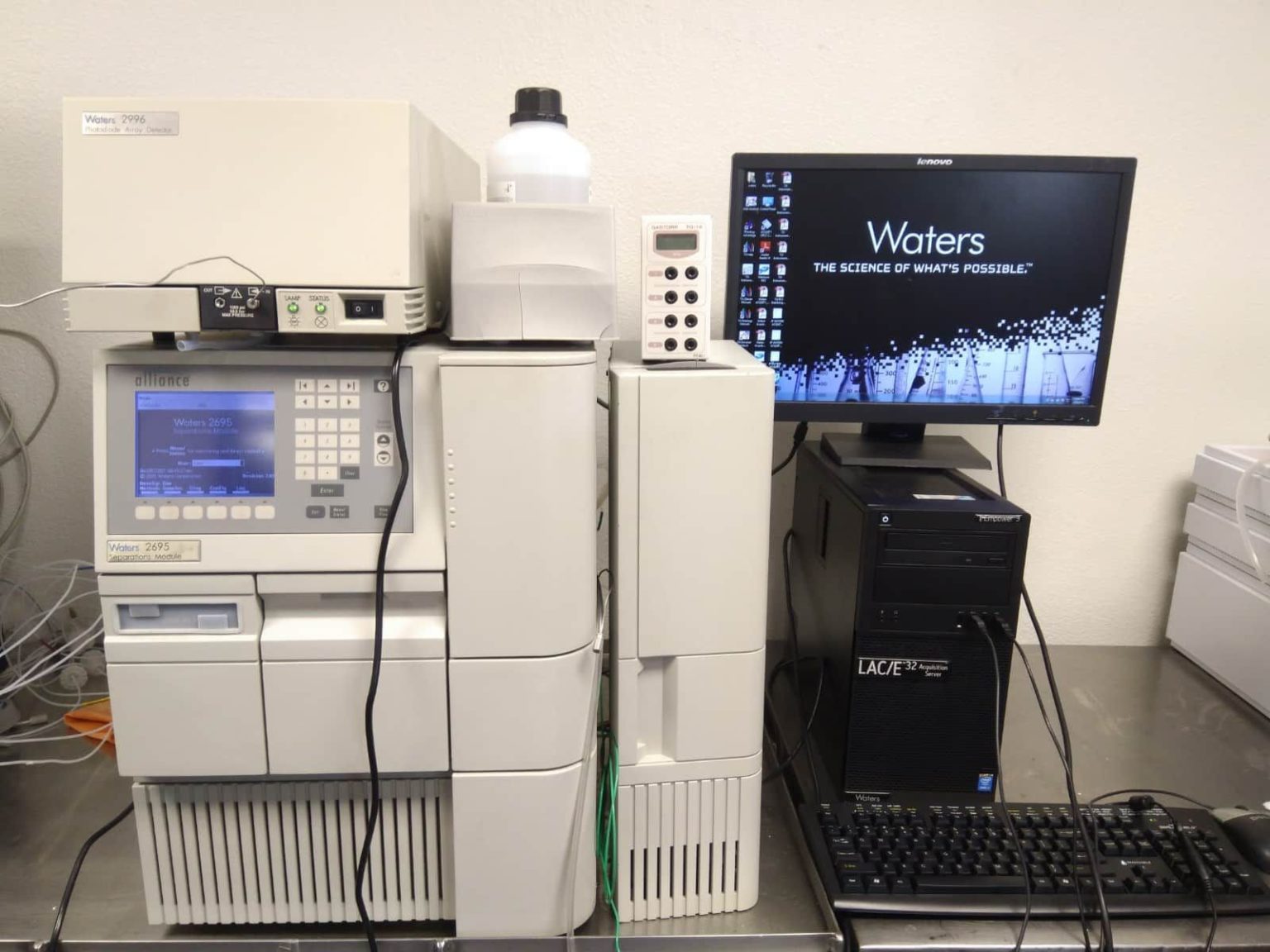 Waters Alliance 2695 HPLC System with Waters 2996 PDA Detector, Column ...